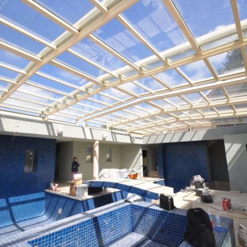 California Retractable Pool Roof Manufactured by Roll-A-CoverAmerica's ...